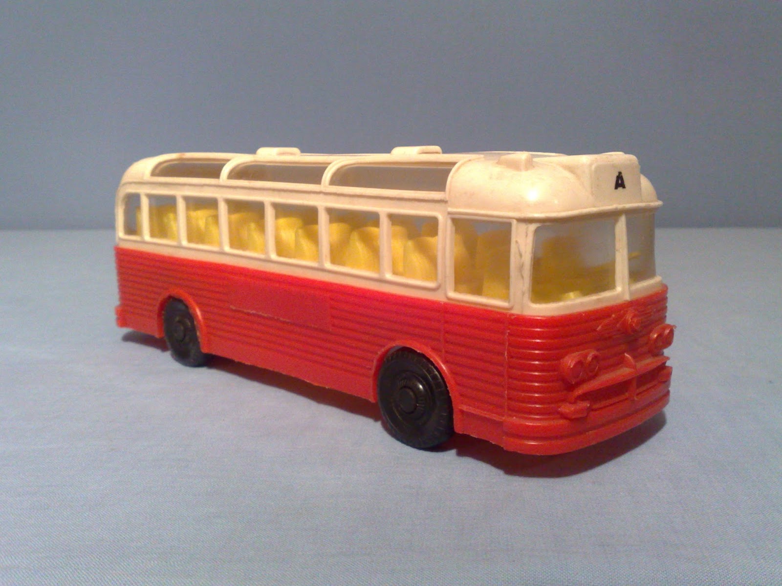 TOM's TECH TOYS: BUS MODELS