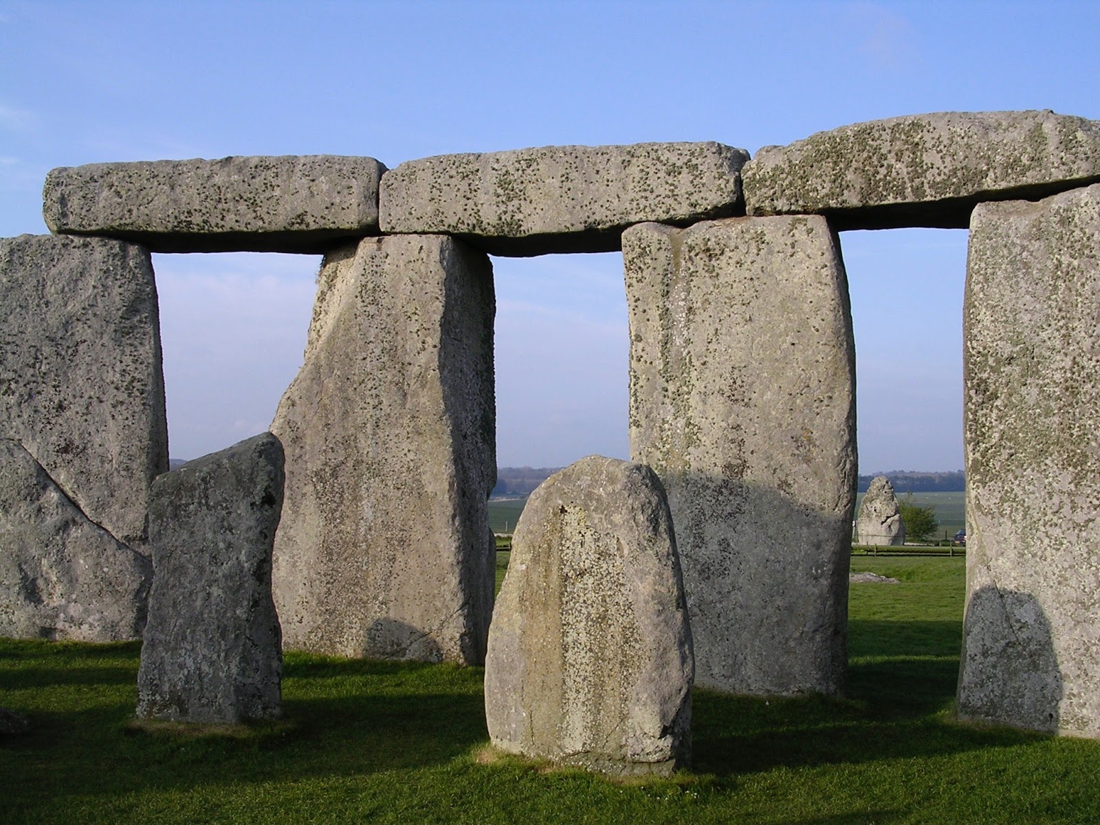 Stonehenge and the Ice Age: The first use of exotic stones on Salisbury ...