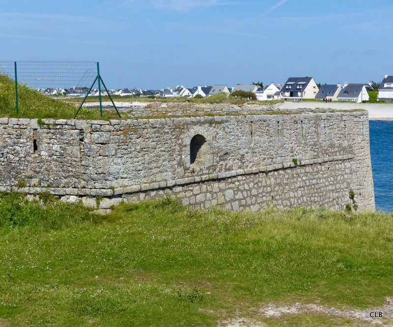 Le retour chez Canelle: Le Fort de Porh Pun