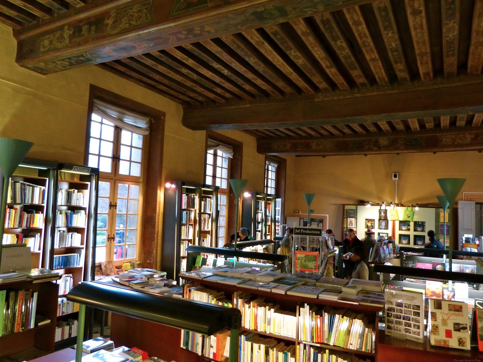 One of my Favorite Bookstores: La Librarie de l'Hôtel de Sully