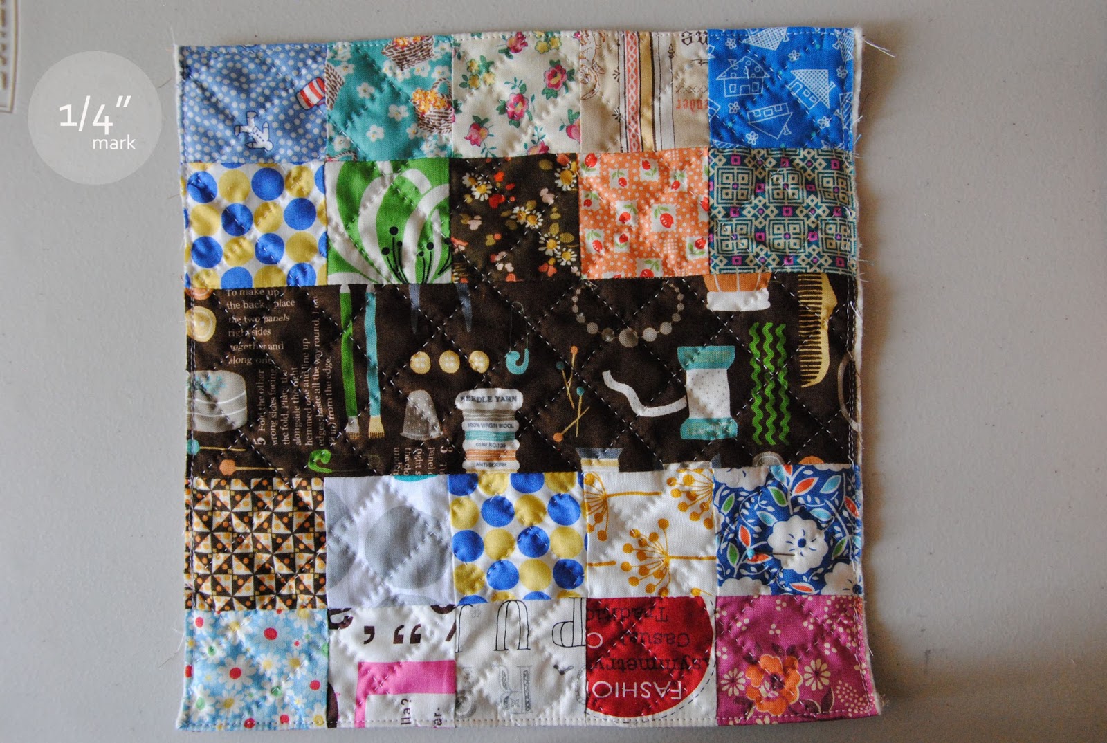 1/4" mark: Tutorial: the triangle pouch