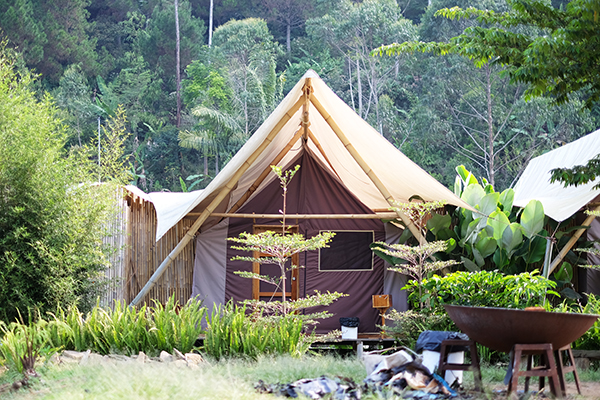 MY HOLIDAY IN PICTURES: GLAMPING LEGOK KONDANG, CIWIDEY | LIZZIE PARRA