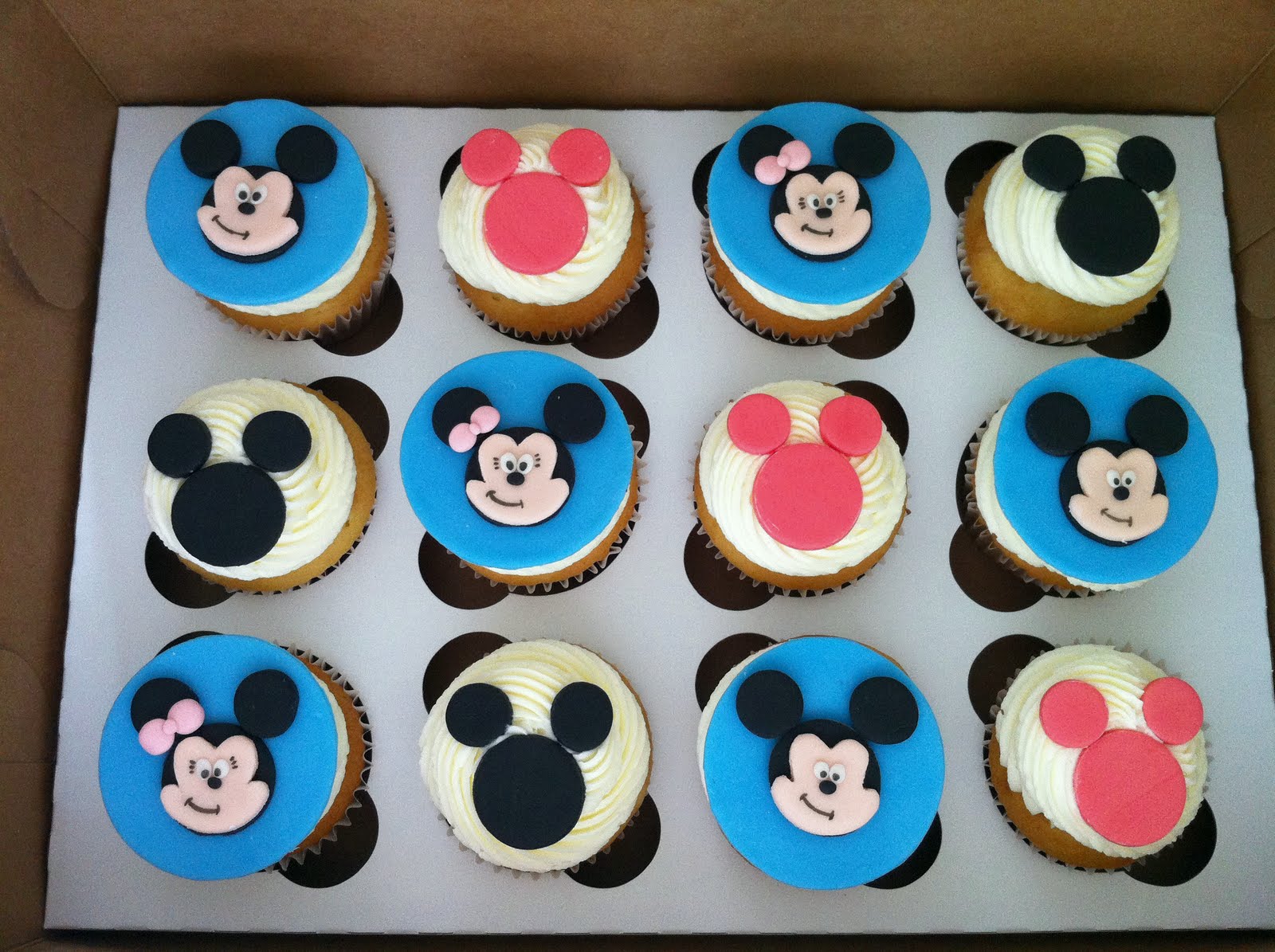 Cupcakes by Allison Smith: Mickey Mouse