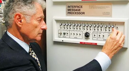 Leonard Kleinrock - Penemu Internet ~ RIZKIMEDIANET.EU.ORG