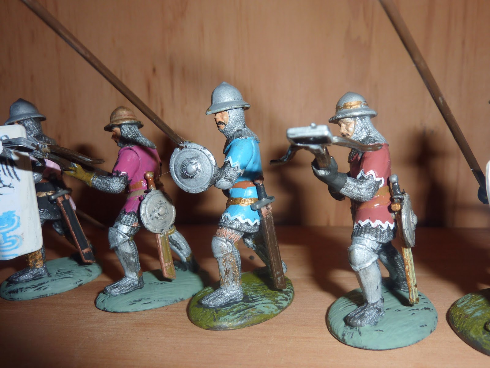 My 1/32 world: Italian Crossbowmen & Pavisiers