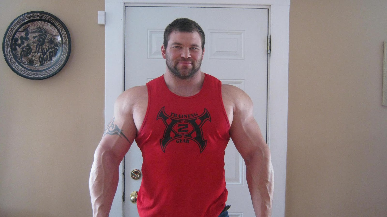 Muscle Lover: Canadian muscle mutant Mike Zylstra