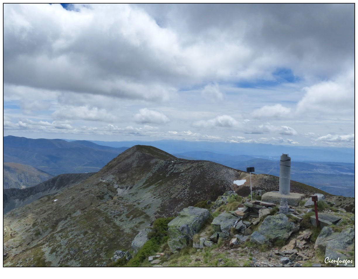 Caleyando con Cienfuegos: Cornón de Busmor y el Miro por el Puerto del ...