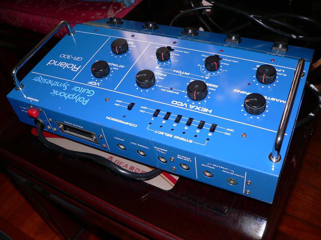 MATRIXSYNTH: Roland GR-300 Vintage Guitar Synth with Rare FS-3 Foot Switch