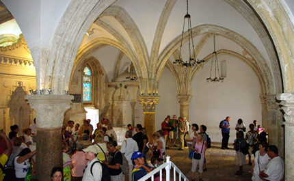 Cenáculo “Visitando e rezando nos lugares santos” - Conversando com ...