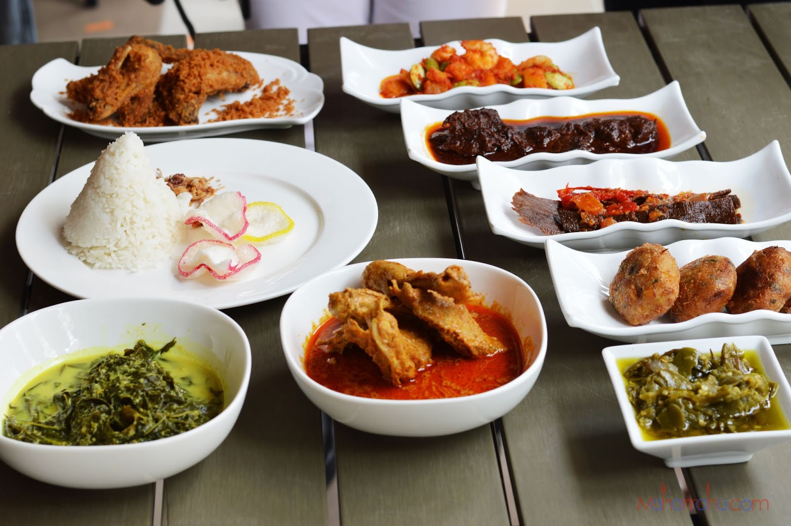 Natrabu Xpress Restoran Makanan Autentik Masakan Minang Kini Di ...