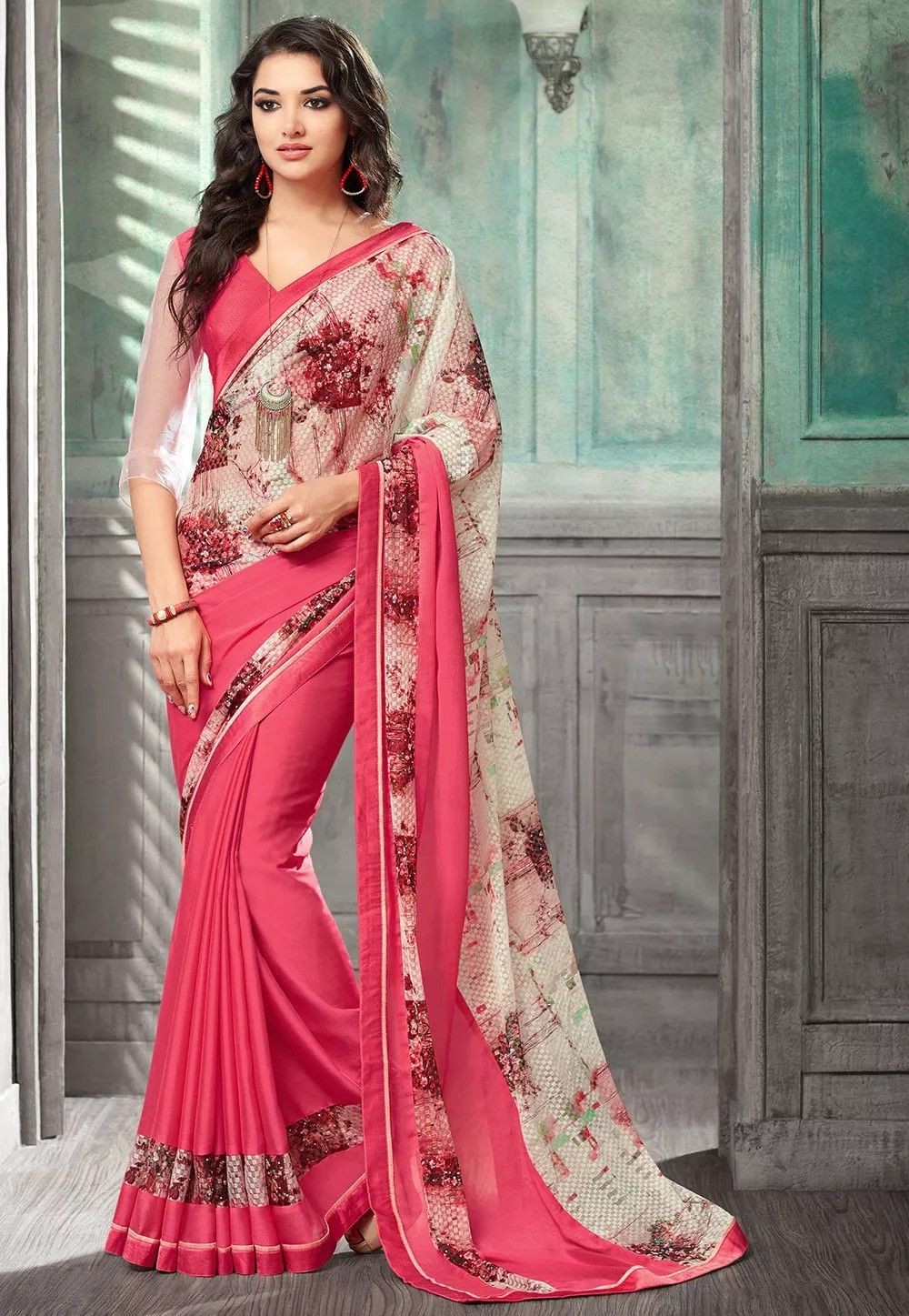 Indian Actresses and Models : Beautiful Models in Saree