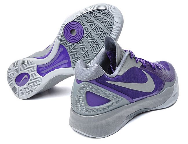 Nike Rumble: Nike Zoom Hyperdunk 2011 LW PE - Club Purple/Metallic ...