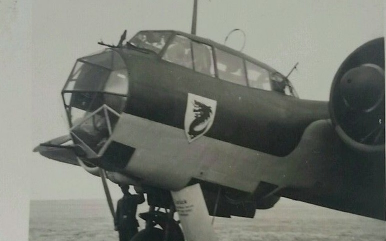 FalkeEins - the Luftwaffe blog: refuelling and bombing up KG 77 Dornier ...