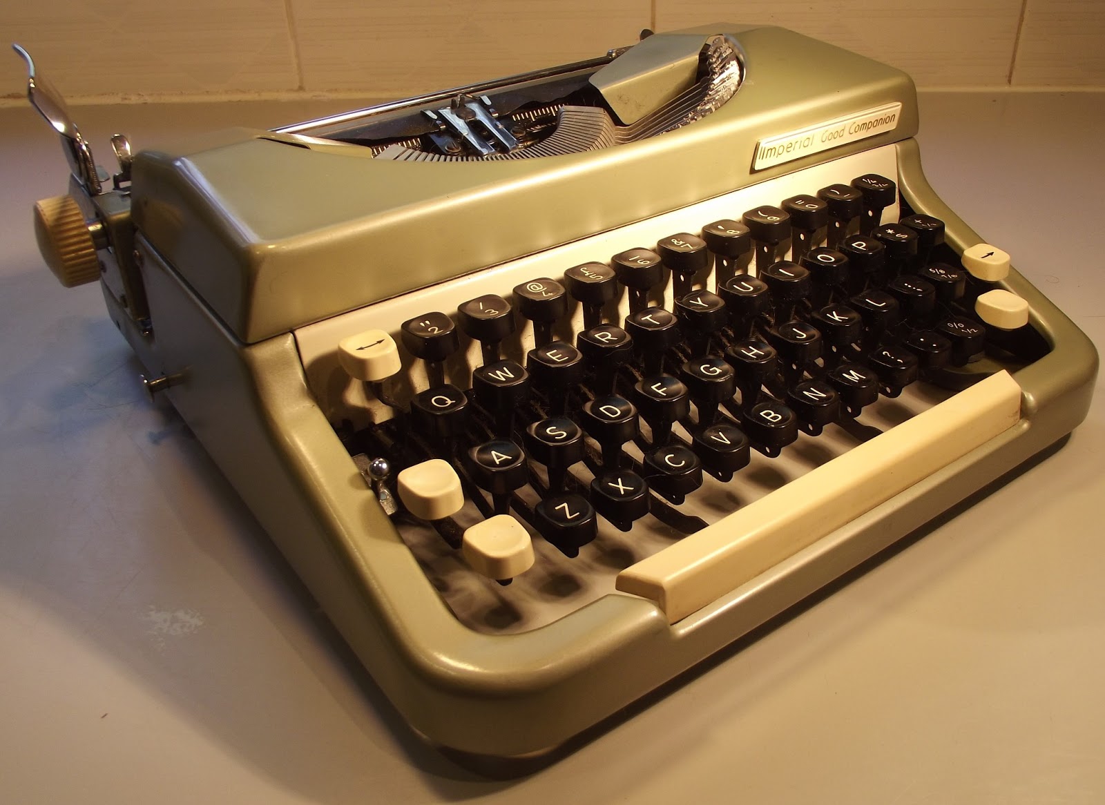 oz.Typewriter: Imperial Portable Typewriters 1908-1978: Part III – The ...