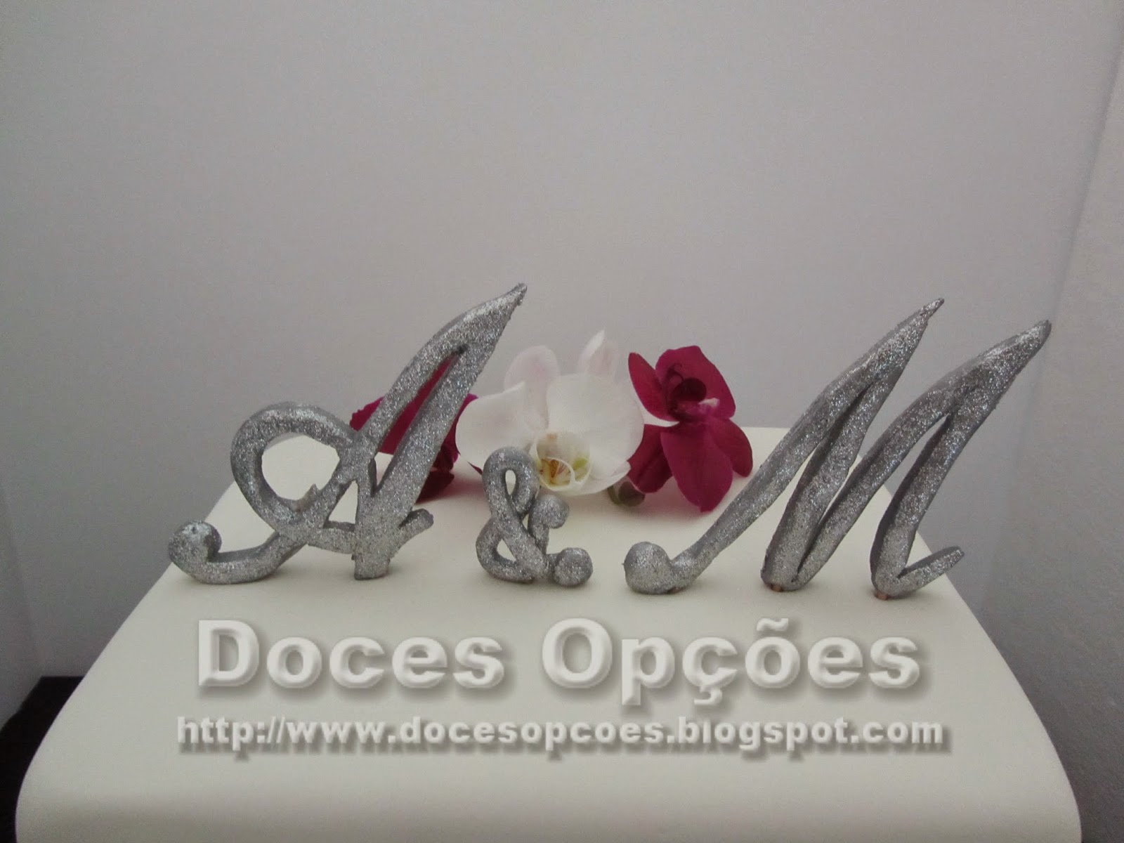 Doces Opções: Bolo Casamento A & M
