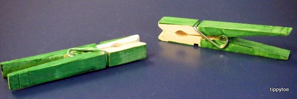 Tippytoe Crafts: Crocodile Magnets