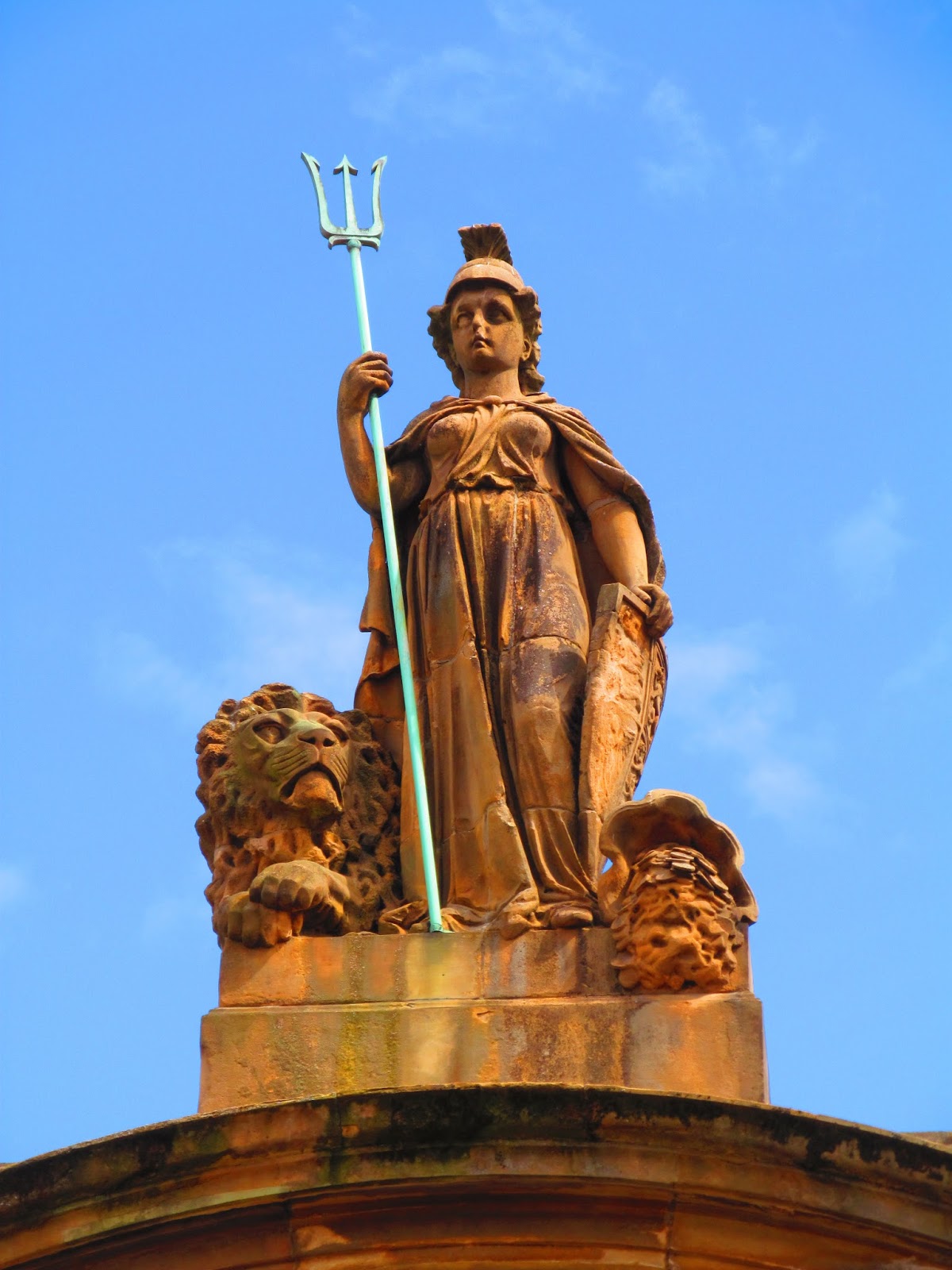 Dundee Photos - City of Discovery: Statue With Trident Dundee