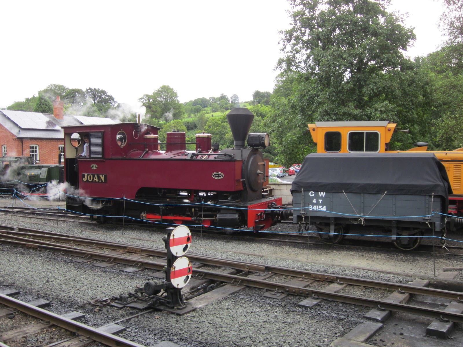 Narrow Gauge Railways UK: Welshpool & Llanfair Light Railway