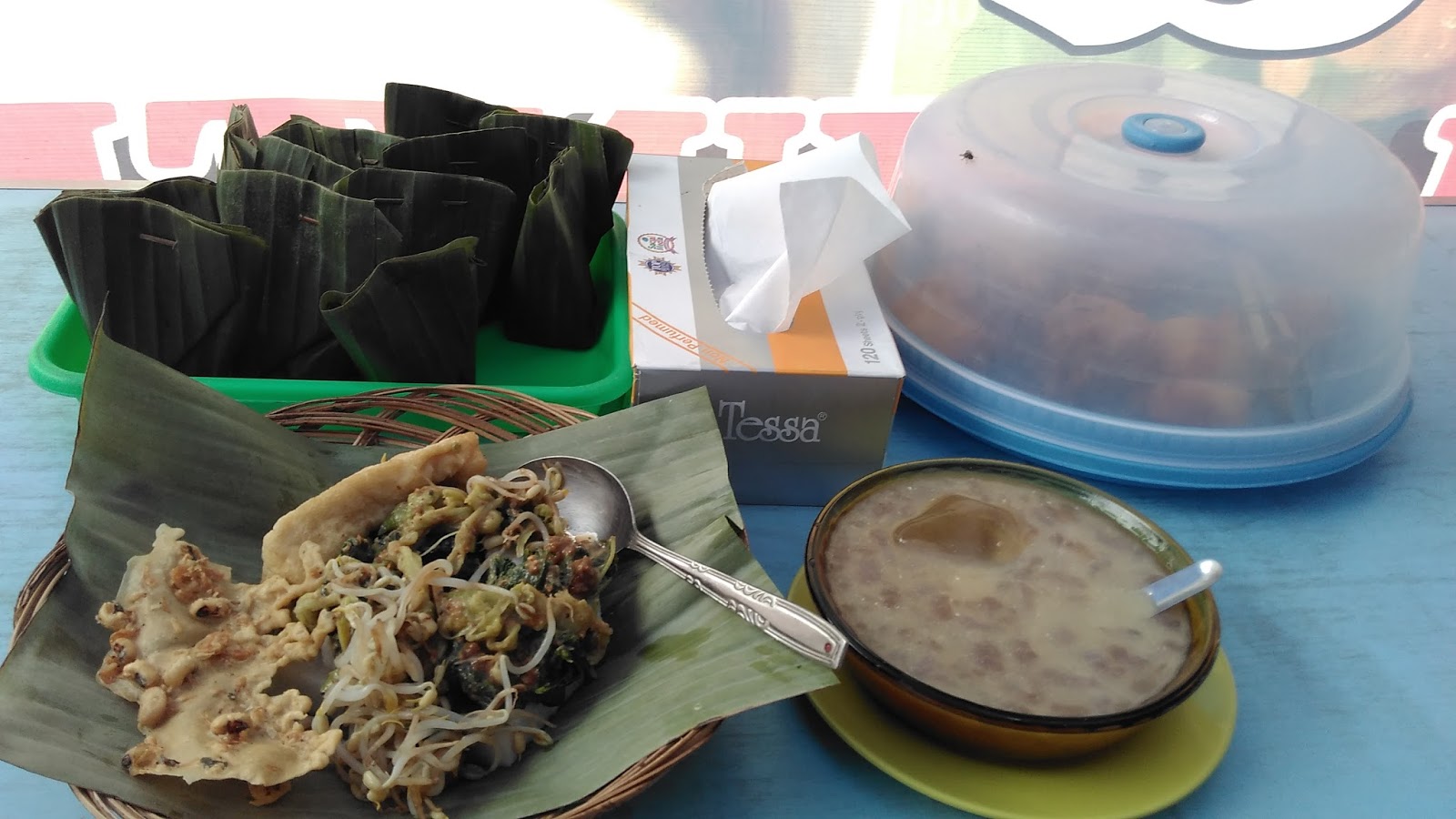 Nikmatnya Sarapan Pecel Punten dan Es Dawet khas Blitar - OMBONEJAGAD