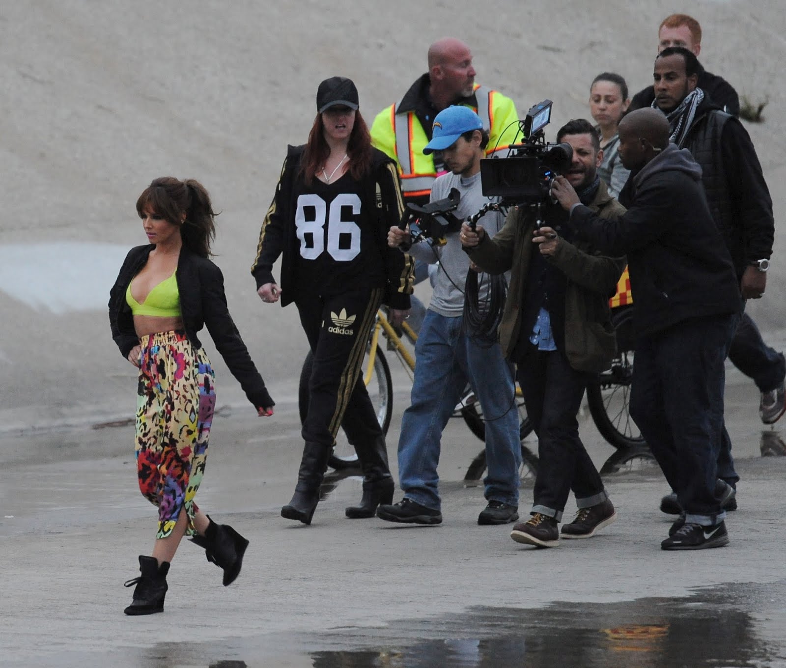 Cheryl Cole Wraps 'Call My Name' Music Video shoot In Los Angeles ...