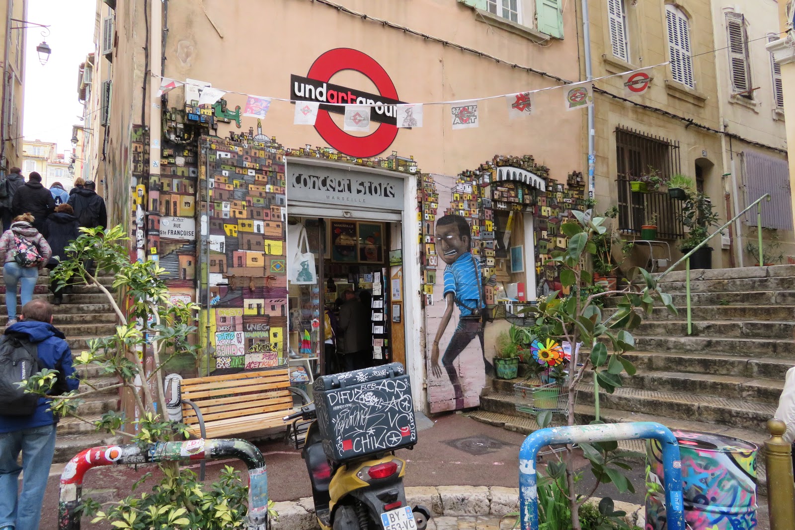 Haihui prin Lume : Marsilia