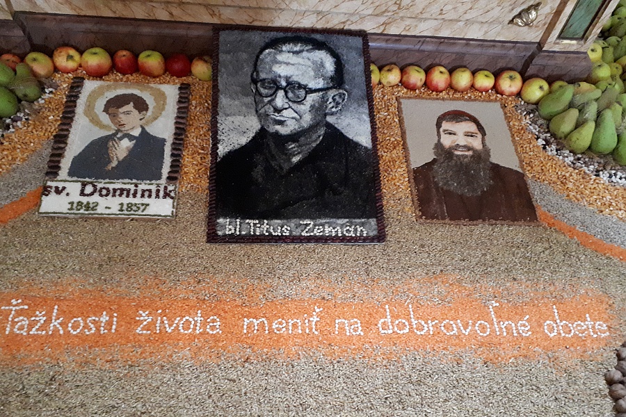 Letitia svetu: Roľnícka nedeľa: 100 rokov Fatimy.