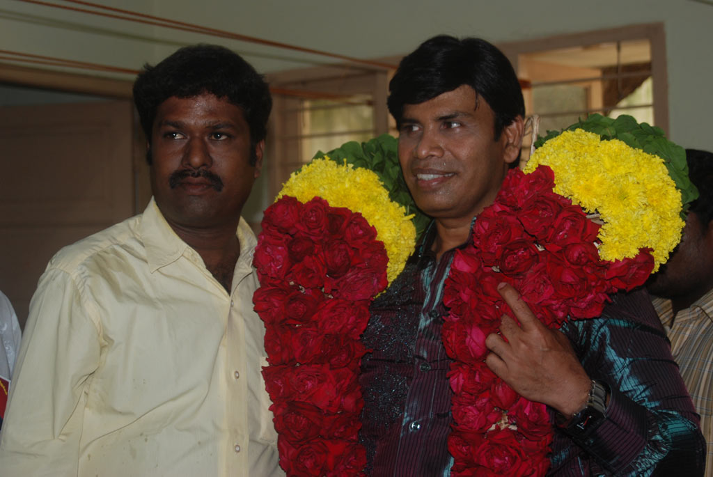 Media Gallery: Actor Anandaraj's Birthday Celebration Stills