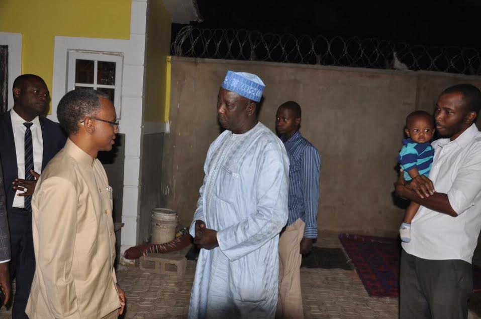Kaduna state gov, Nasir El-Rufai, pays condolence visit to family of ...