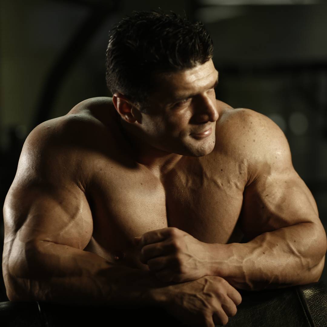 Muscle Lover: Turkish IFBB Elite Pro bodybuilder Firat Ürün