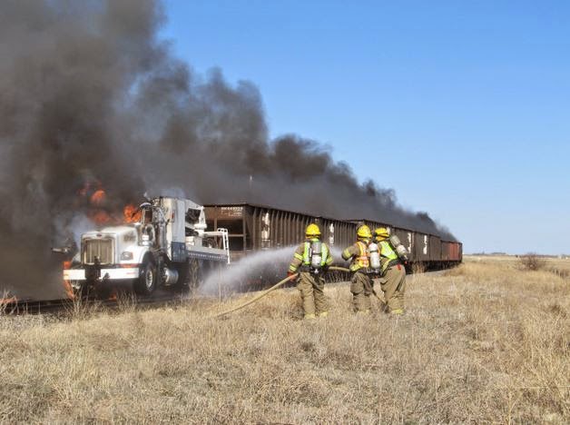 MEC&F Expert Engineers : 2 WORKERS ESCAPE BNSF TRAIN VEHICLE FIRE ...