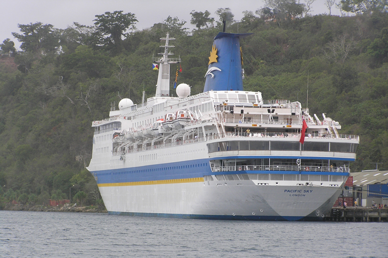 My Early Cruises 1967 - 2003: Pacific Sky (2005)