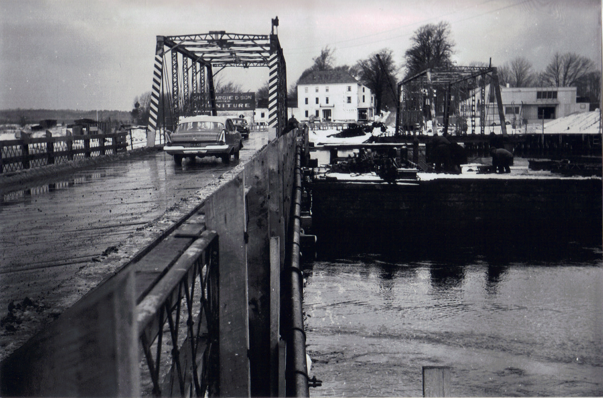 Tim's Queen's County Blog: The old Liverpool Bridge