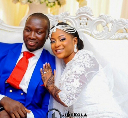 Pics: Papa Omisore's twin weds late billionaire bizman, Arisekola Alao ...