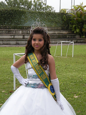 Juliê Rodrigues: JULIÊ RODRIGUES MINI MISS BRASIL