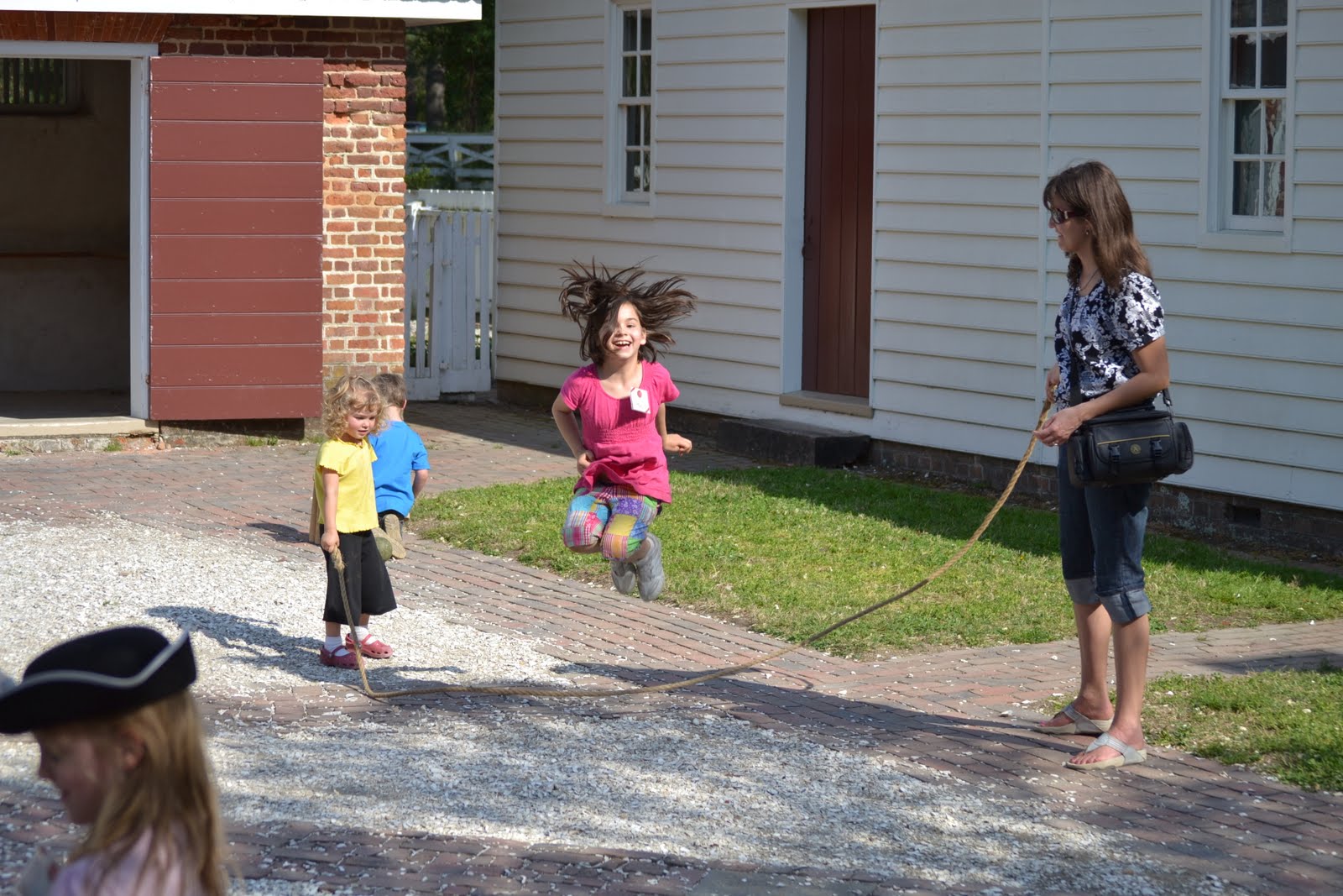 Normal Mormon Family: Colonial Williamsburg