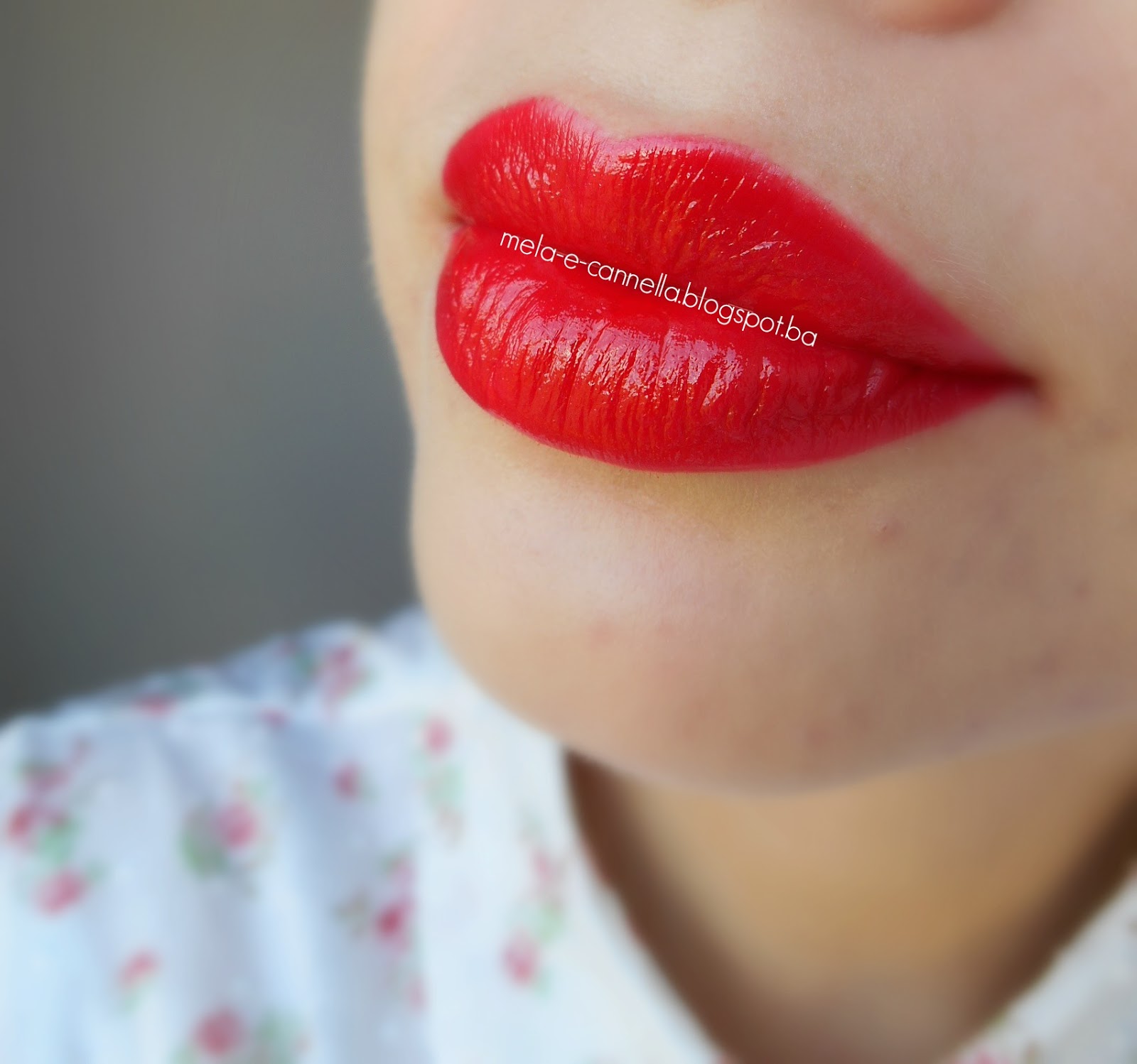 mela-e-cannella: Avon -True Colour Perfect Reds Lipstick - Lava Love