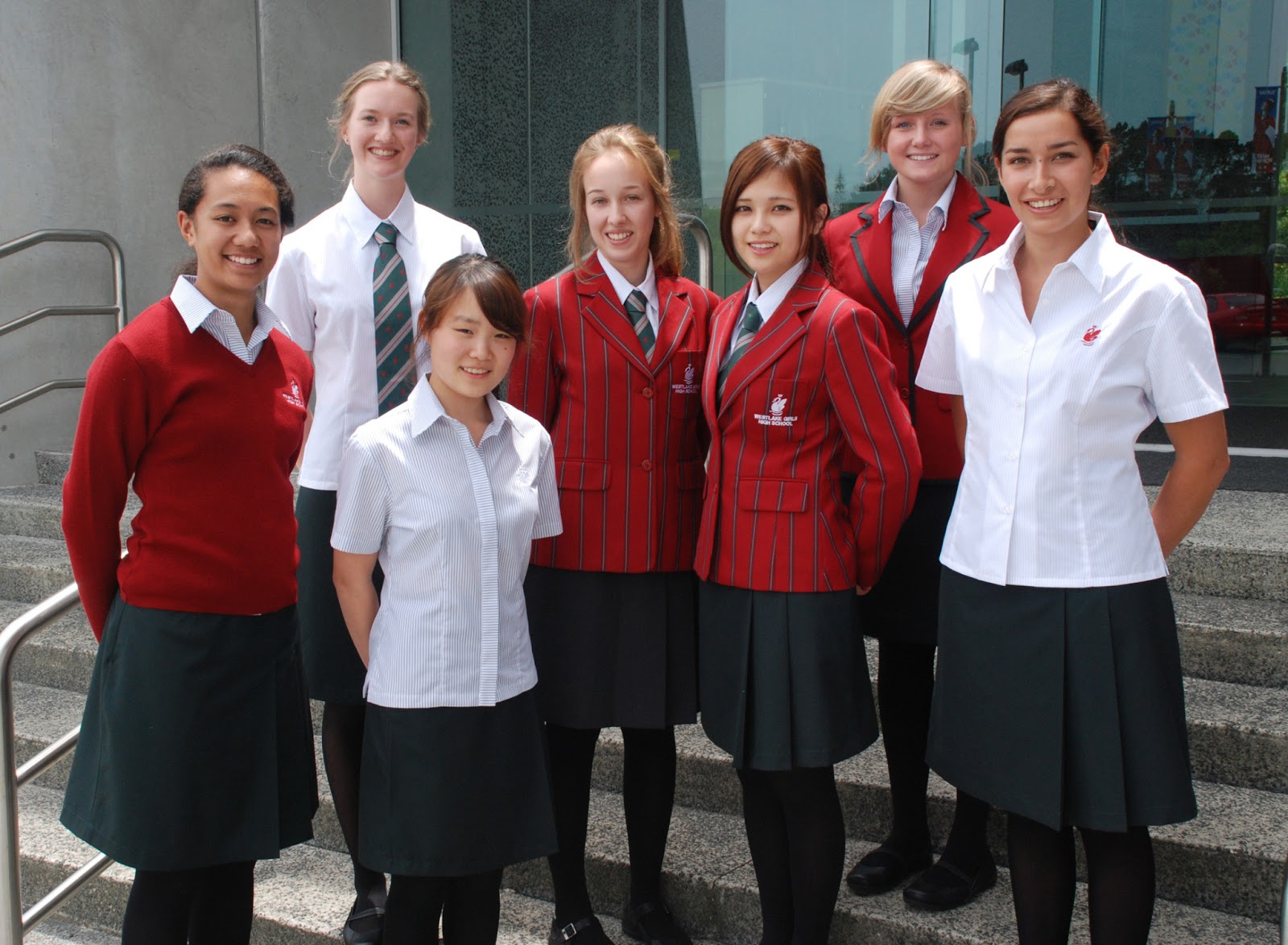 12pywghs2013.blogspot.com : PHOTO OF NEW UNIFORMS