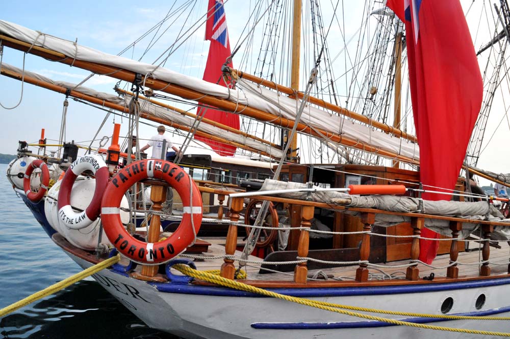 Toronto Grand Prix Tourist - A Toronto Blog: Tall Ship Armada in # ...