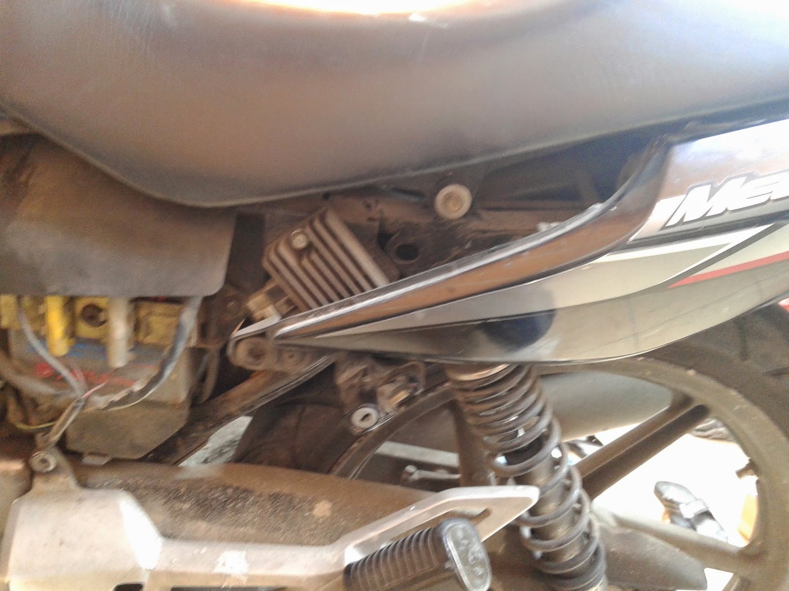 TIAN BOOK: tanki motor bocor