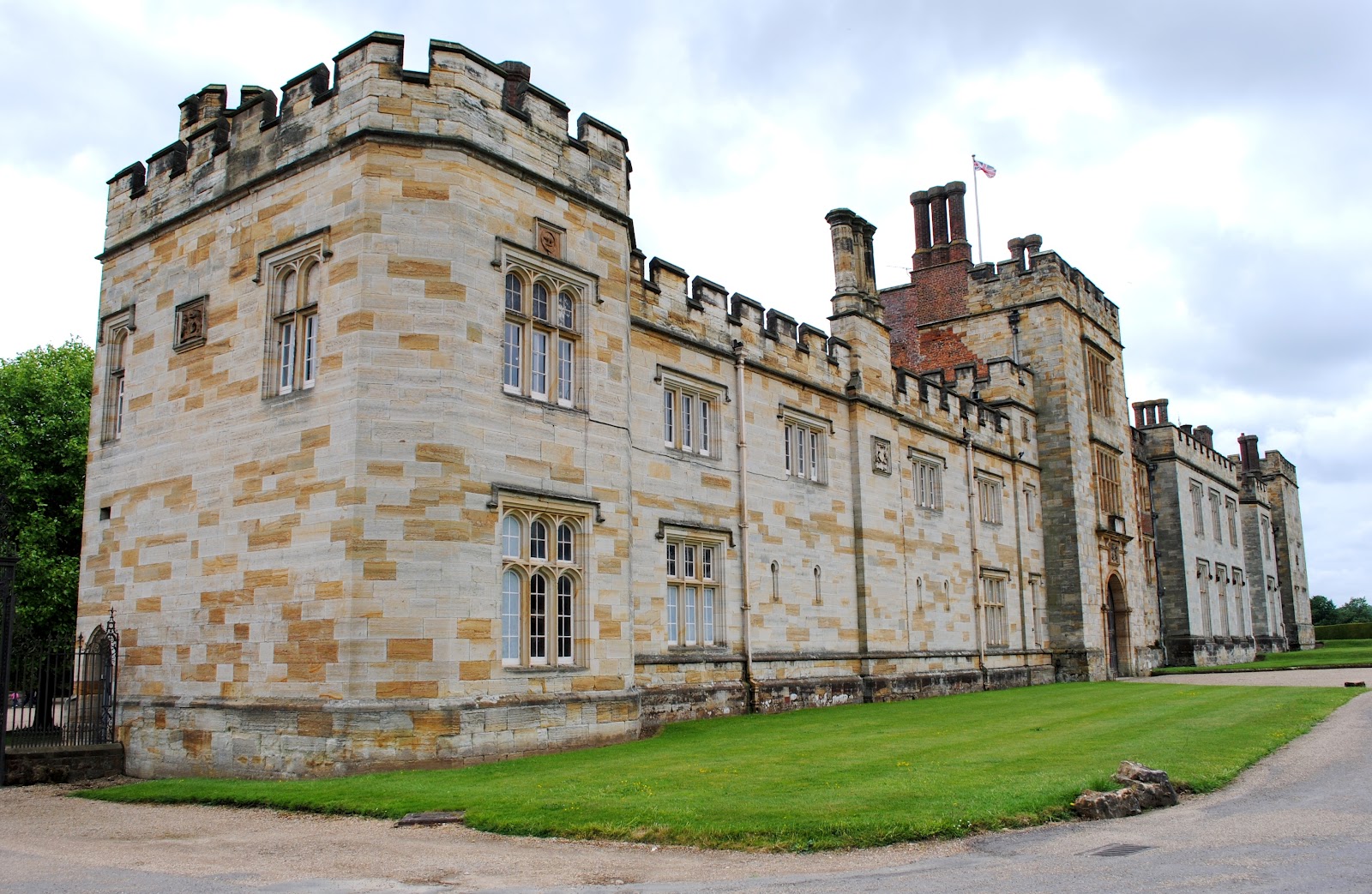 A Coffeeholic's Travel Tale: Afternoon Tea @ Tea Garden, Penshurst