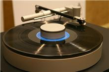 The Vinyl Anachronist: Bergmann Magne turntable at AXPONA