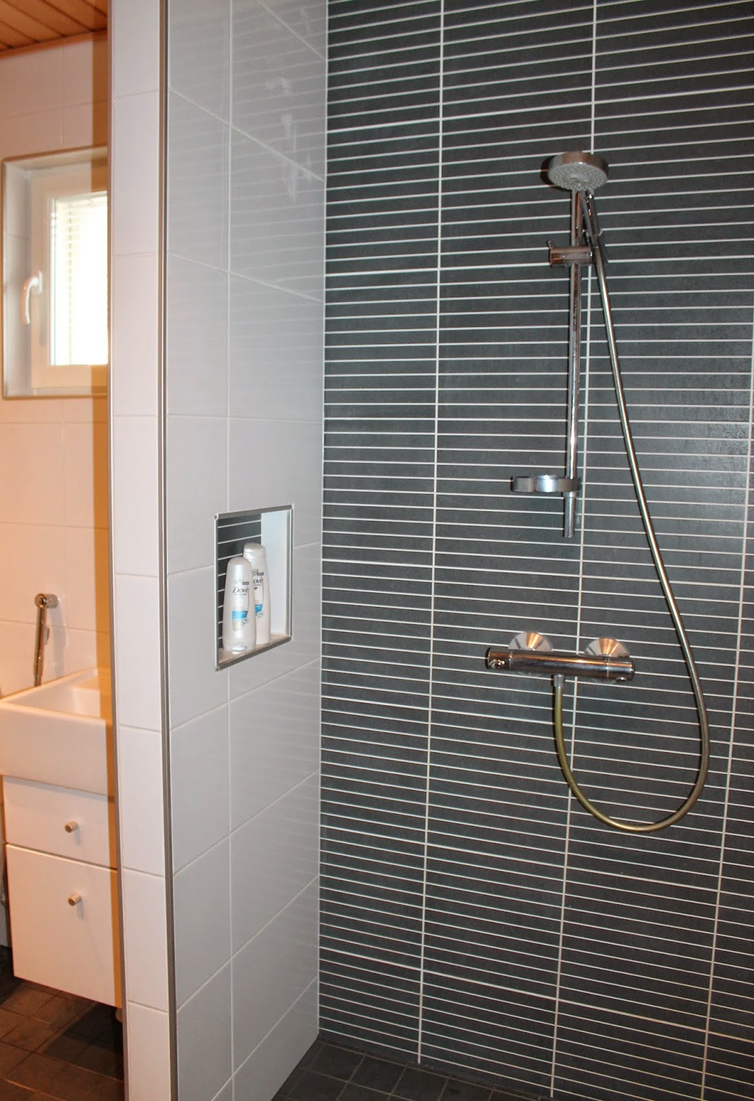 k o t i p o r s t u a: Pesuhuone & Sauna & Pukuhuone