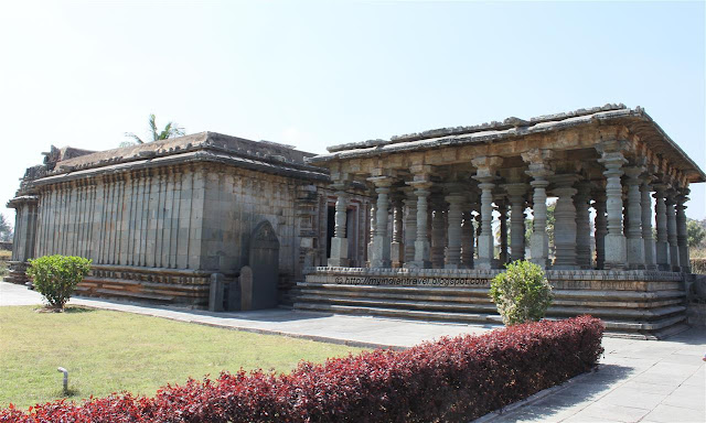 My India Travel: Parshwanatha Basadi, Halebid