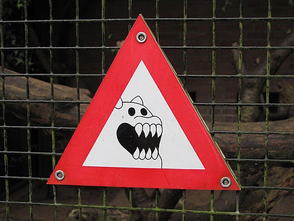 Free Amazing Images: 56 Zoo Signs And Travel Signs