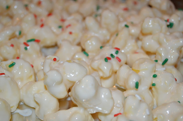 Carissa's Collections: Almond Bark Puffcorn