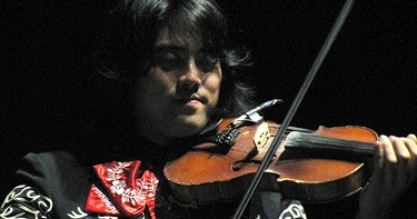 Zona Rock Dan Metal : RAY SUEN