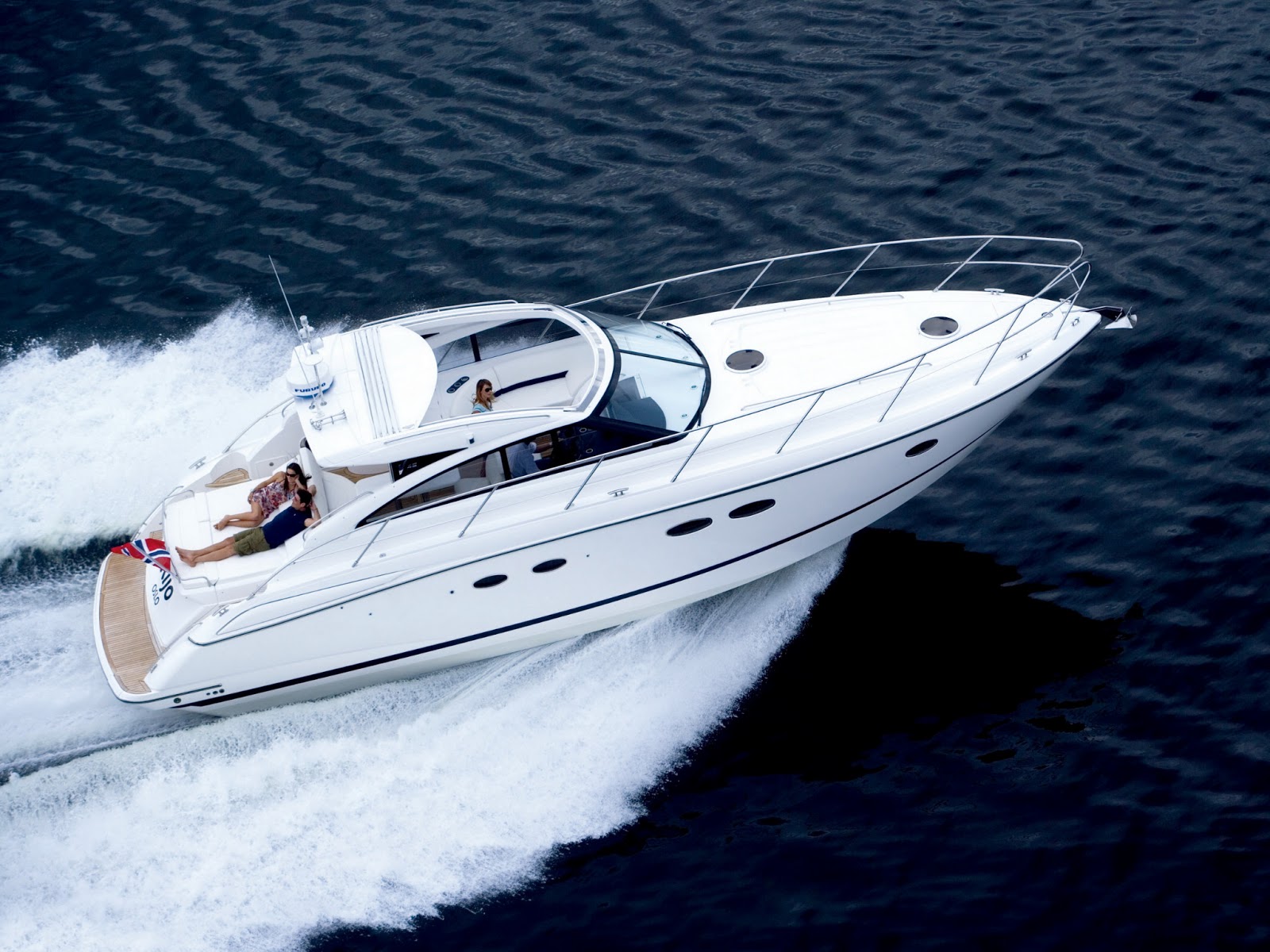 Top 39 Most Amazing And Beautiful Boats Wallpapers In HD