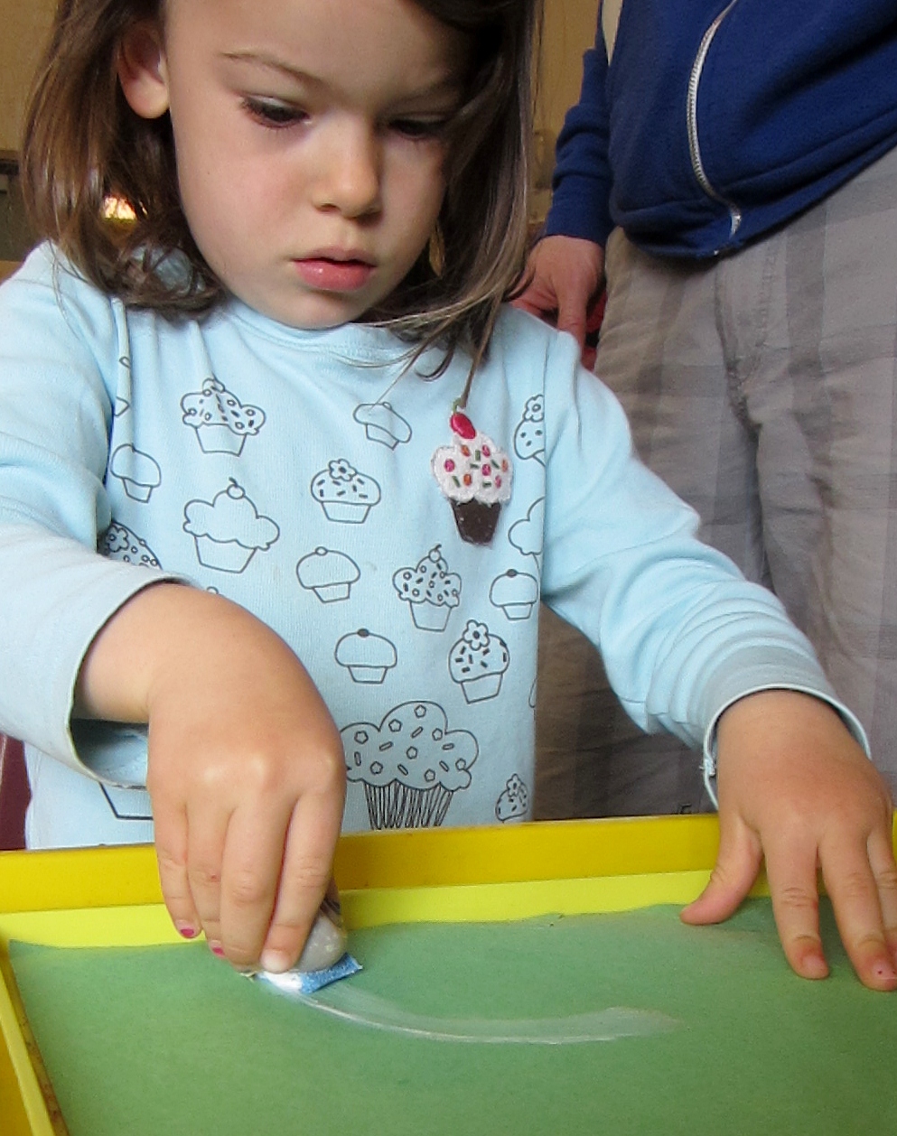 StrongStart: Snail Trails