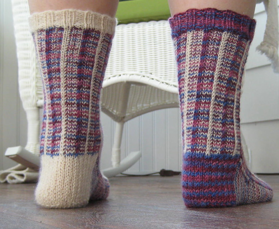 The Yarnarian: My take on Slip Stripe Spiral