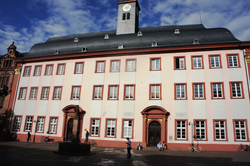Uniwersytet